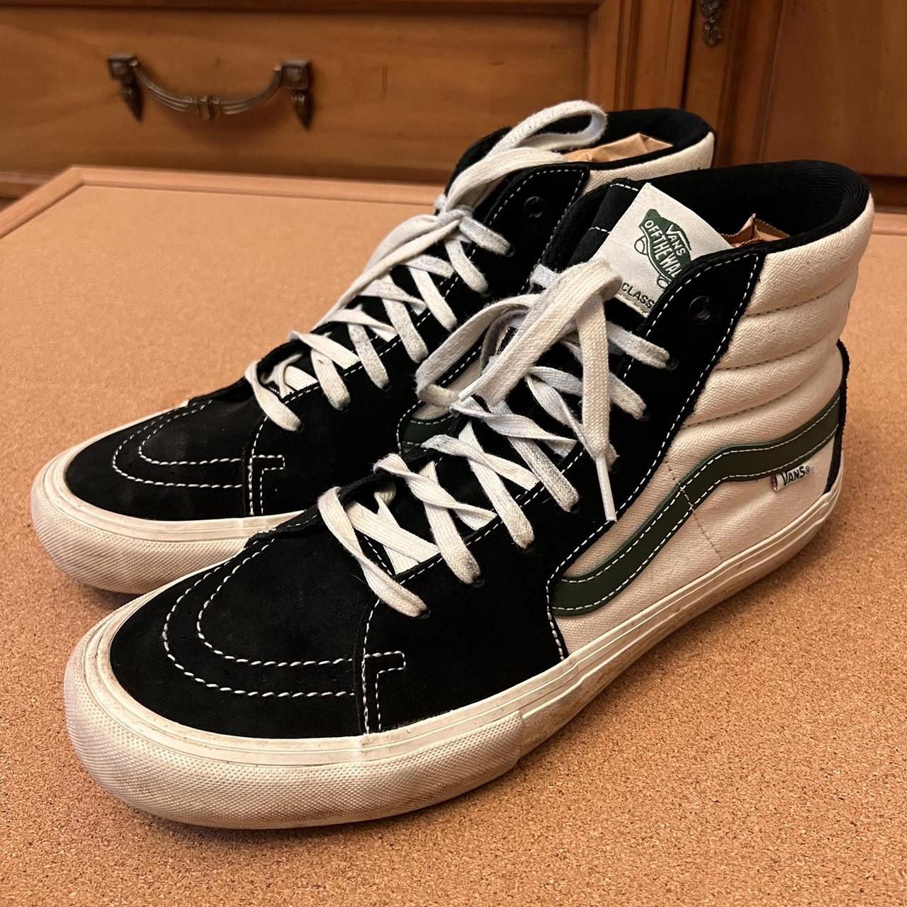 Men’s high top vans - Depop