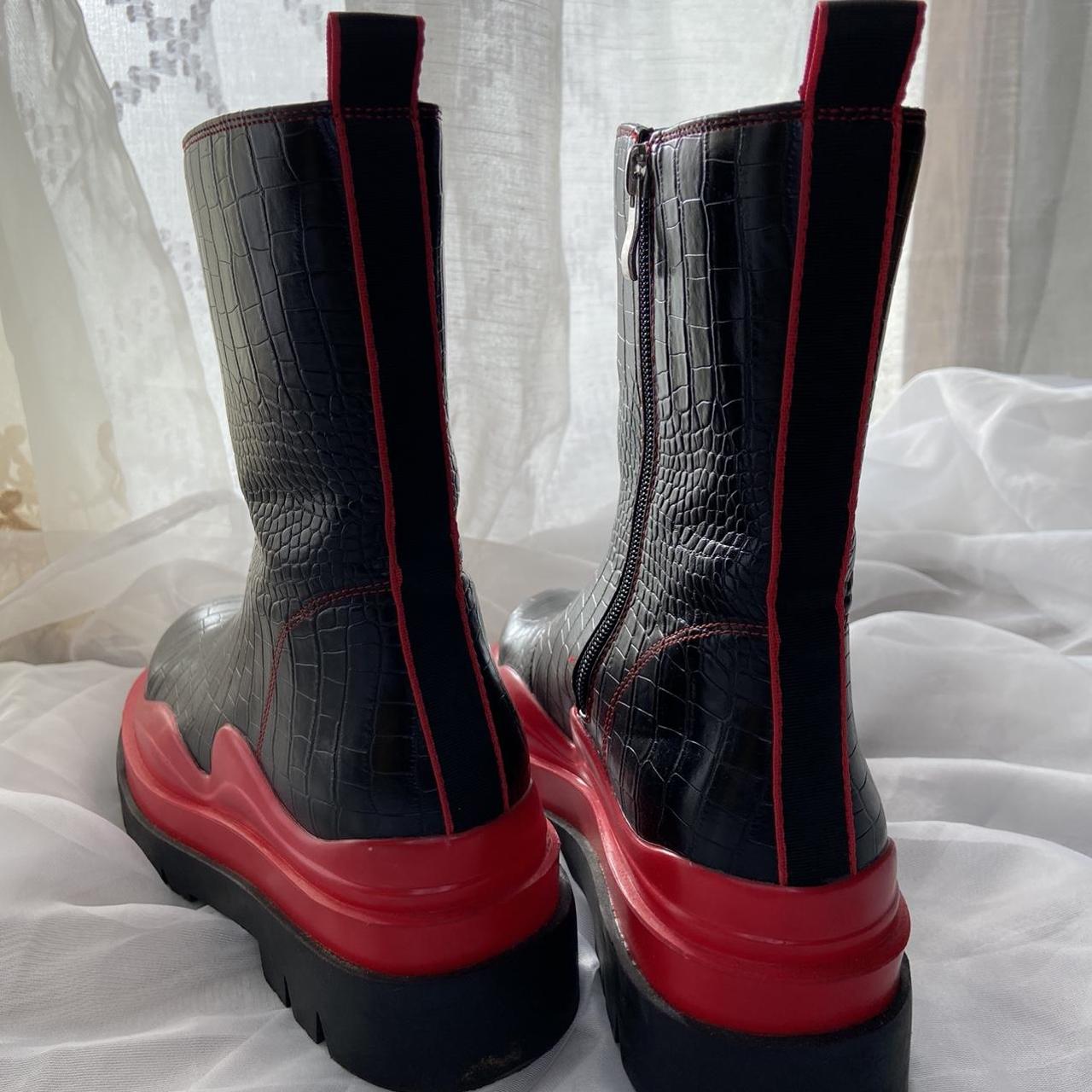 Women's Black and Red Boots | Depop