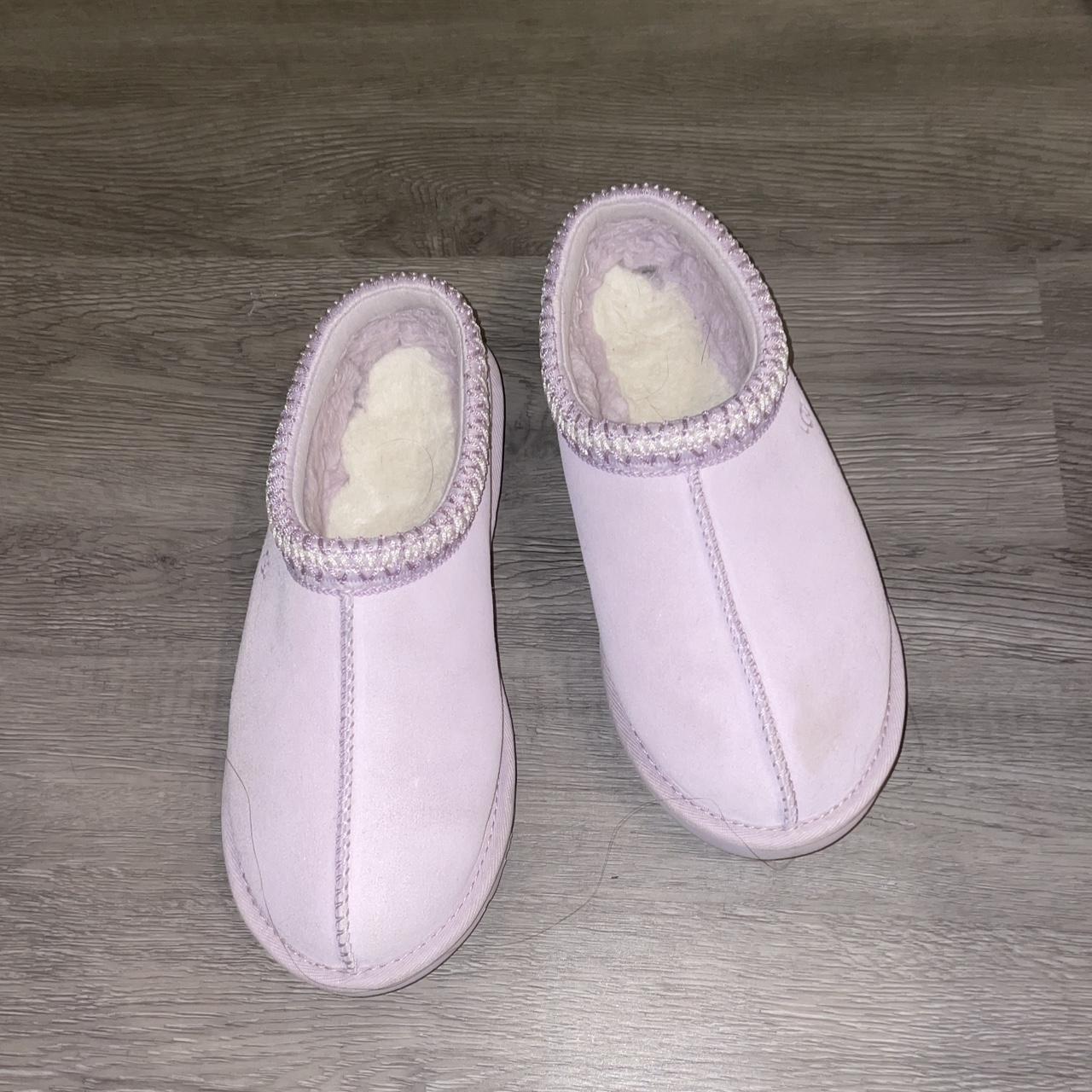 Lilac Tasman uggs Only worn a couple times Fairly... - Depop