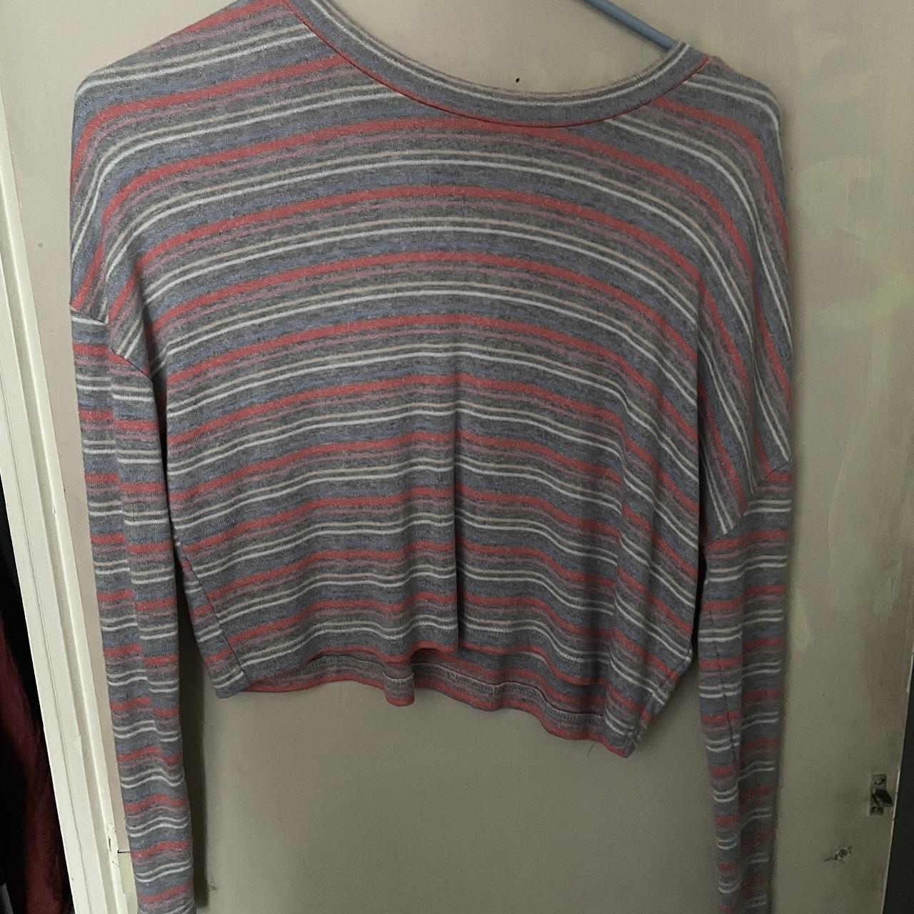 Target cropped long sleeve. Super soft material. - Depop