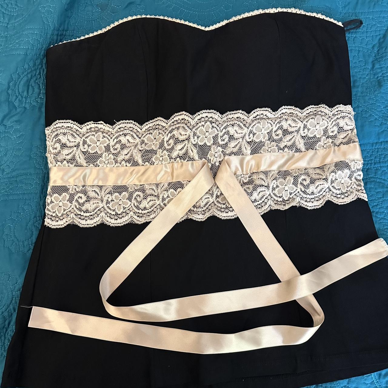 So cute corset top! Zip closure, tie front ribbon... - Depop