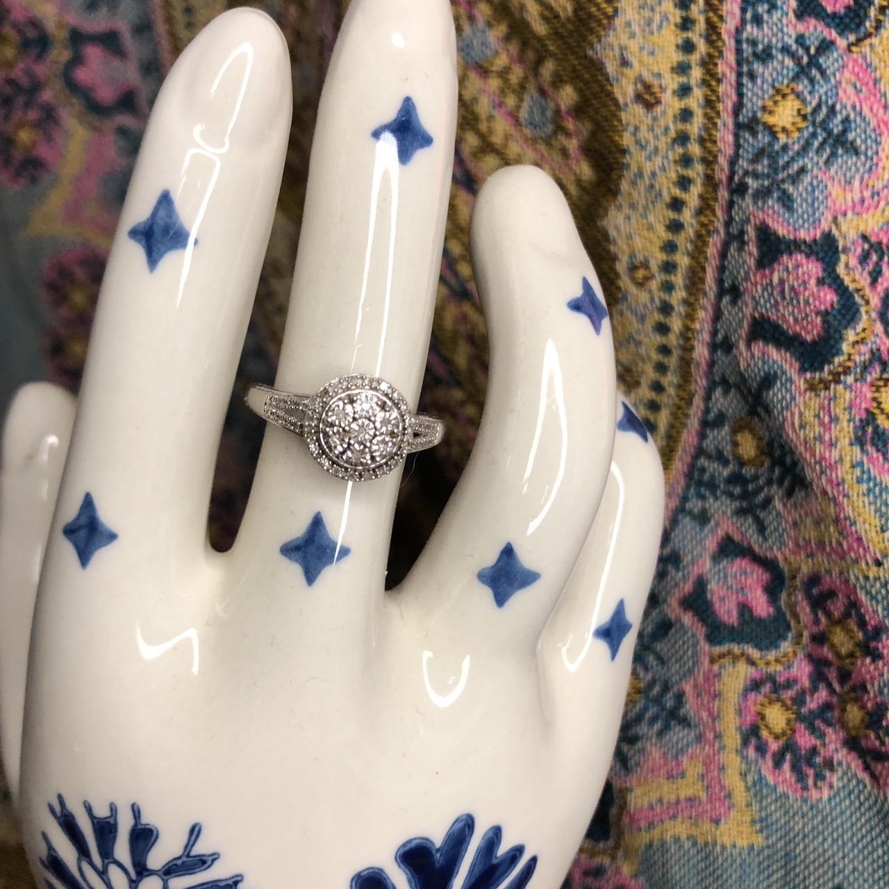 Sterling silver promise ring, size 7 | Depop