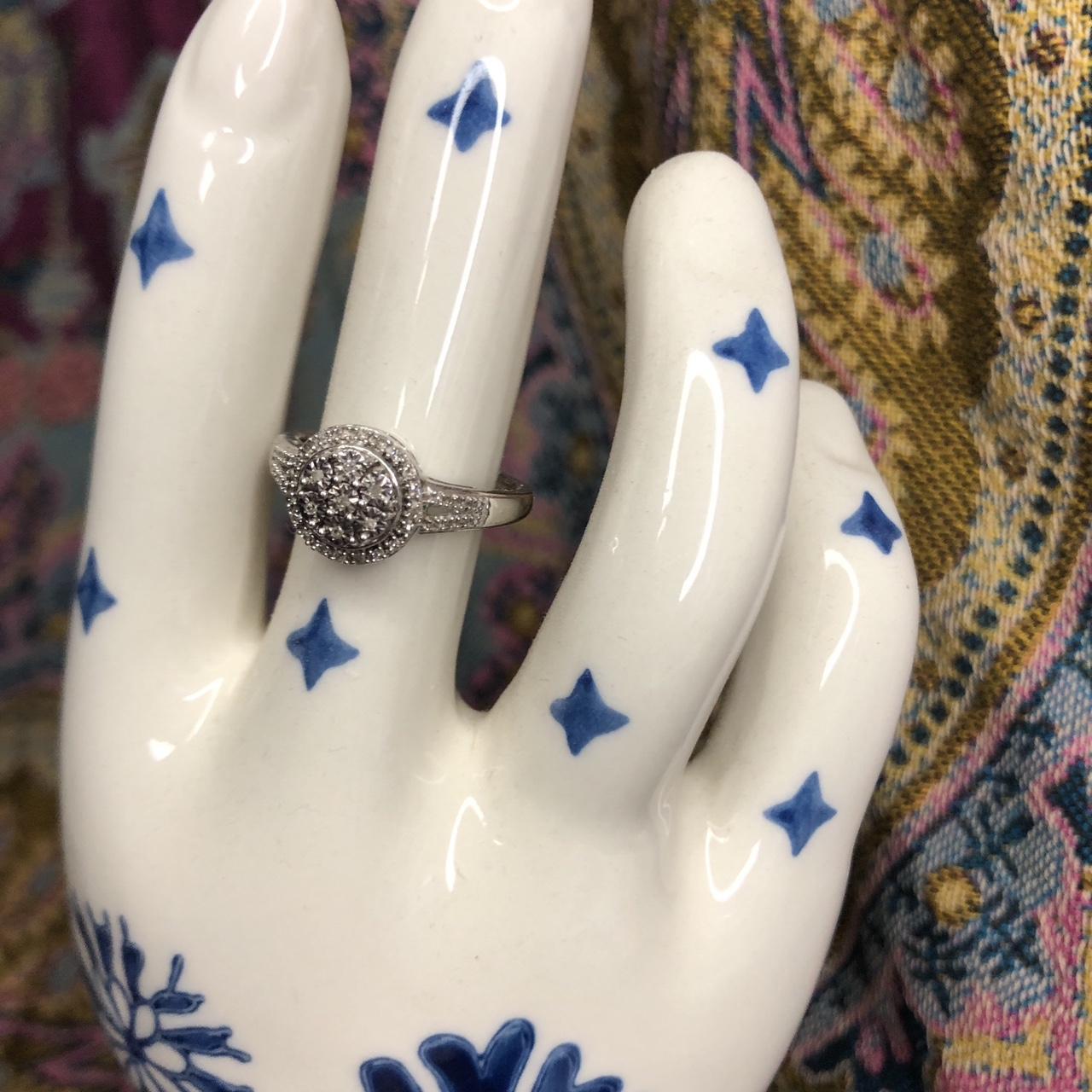 Sterling silver promise ring, size 7 | Depop