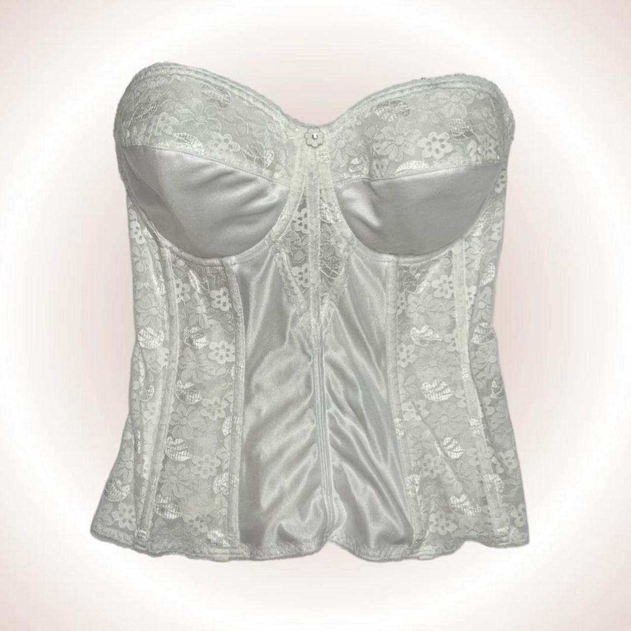 Dominique Women's White Corset | Depop