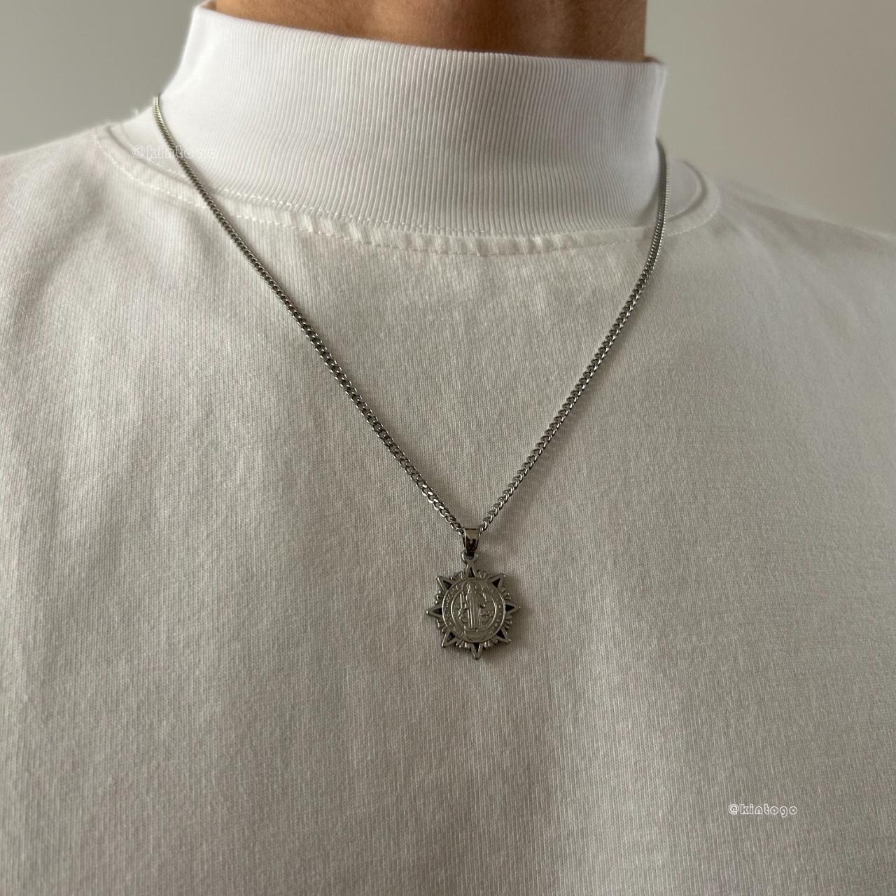 Vintage Sentia Mvniamvr pendant & chain Unisex... | Depop