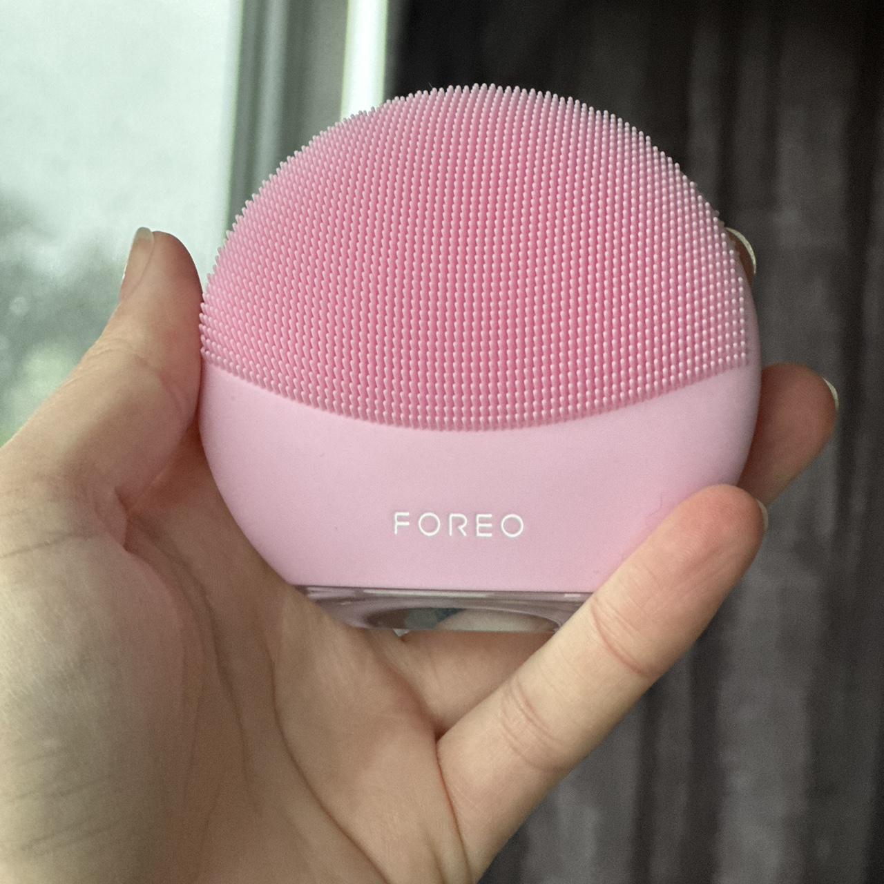 Foreo mini, selling exactly as shown. No flaws! - Depop