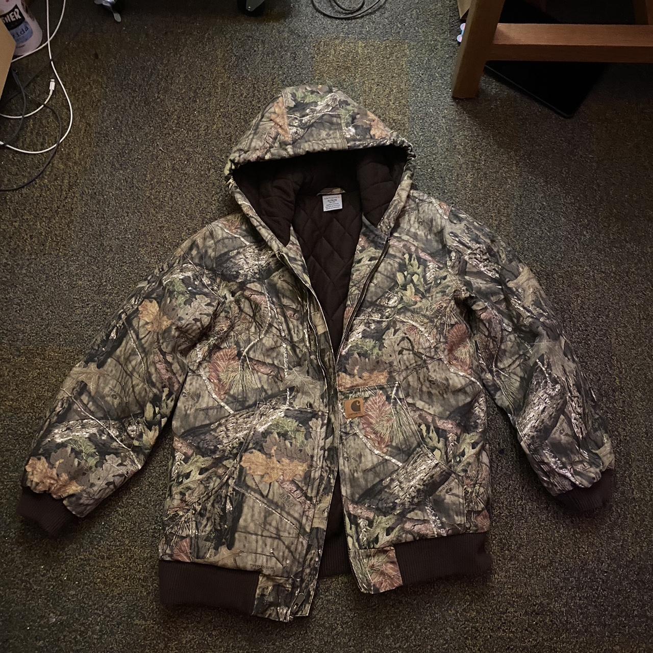 carhartt real tree camo zip up sweater !! never worn... - Depop