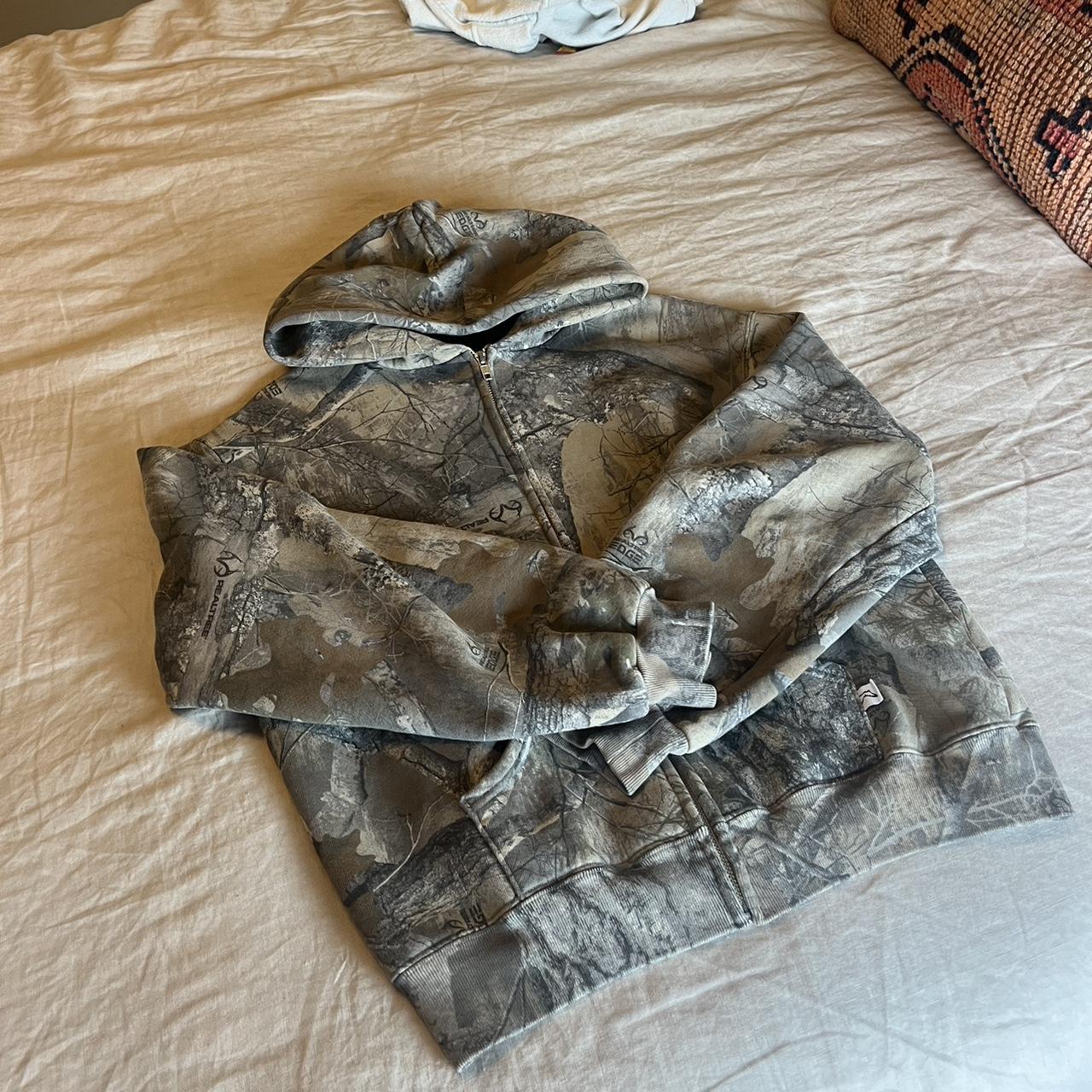 Akimbo real tree zip up - Size Small, barely worn,... - Depop