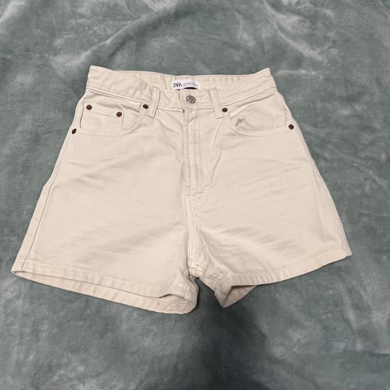 Cream Zara shorts size small. New without tag I’ve... - Depop