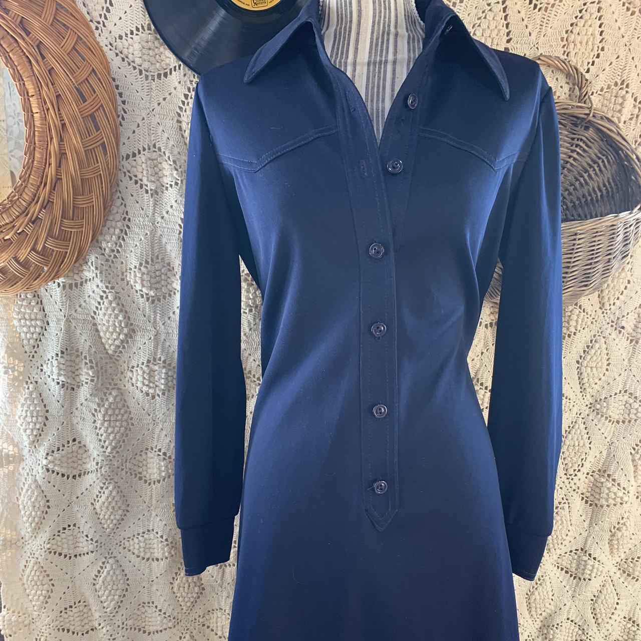 Adorable dagger collar vintage navy blue Butte Knit... - Depop