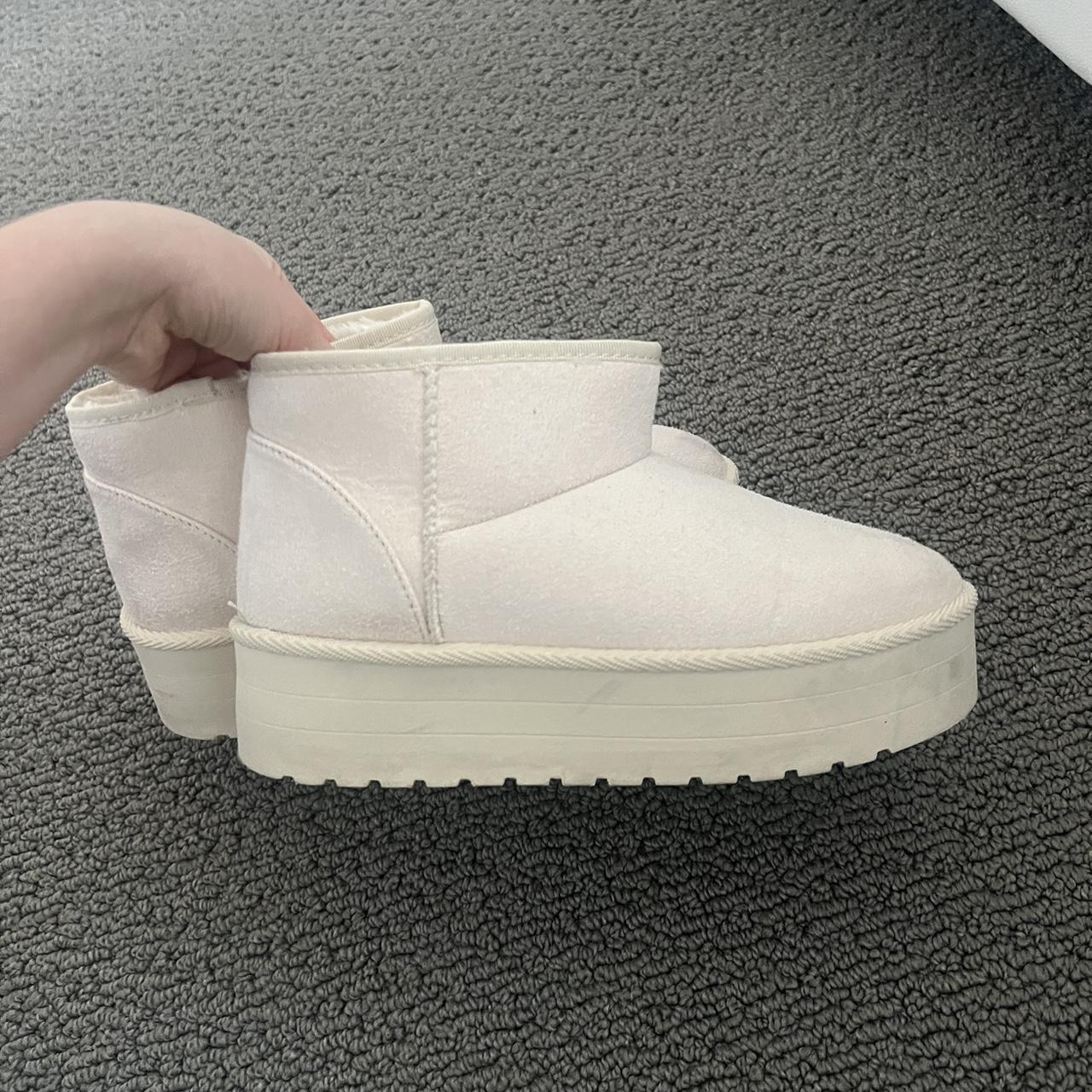 the cutest platform ulta mini boot so cute and comfy... - Depop