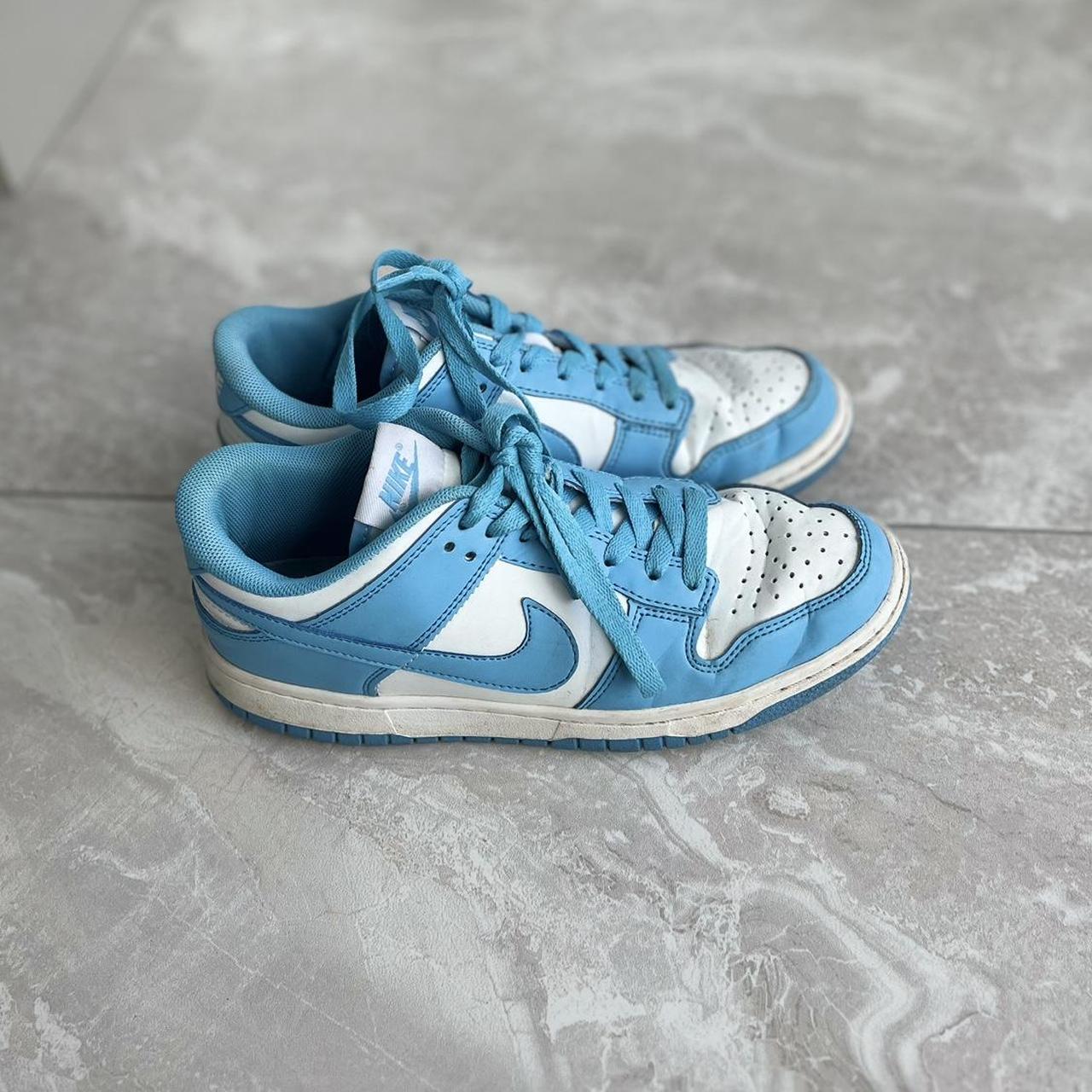 Blue Nike dunks Great condition Size 5 - Depop