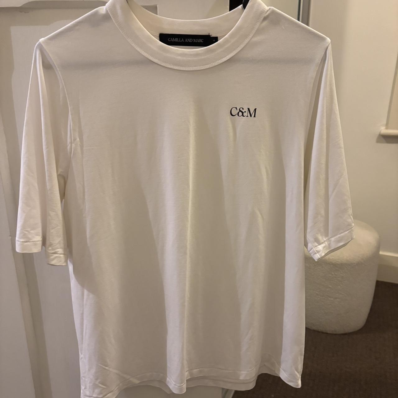 Camilla & Marc oversized tee- size 6. Barely worn,... | Depop