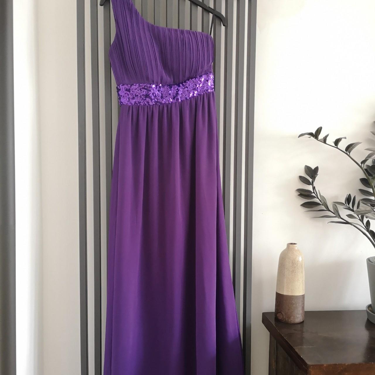 Ladies Amelia Prom Dress / Ball Gown Size 8 Full... - Depop