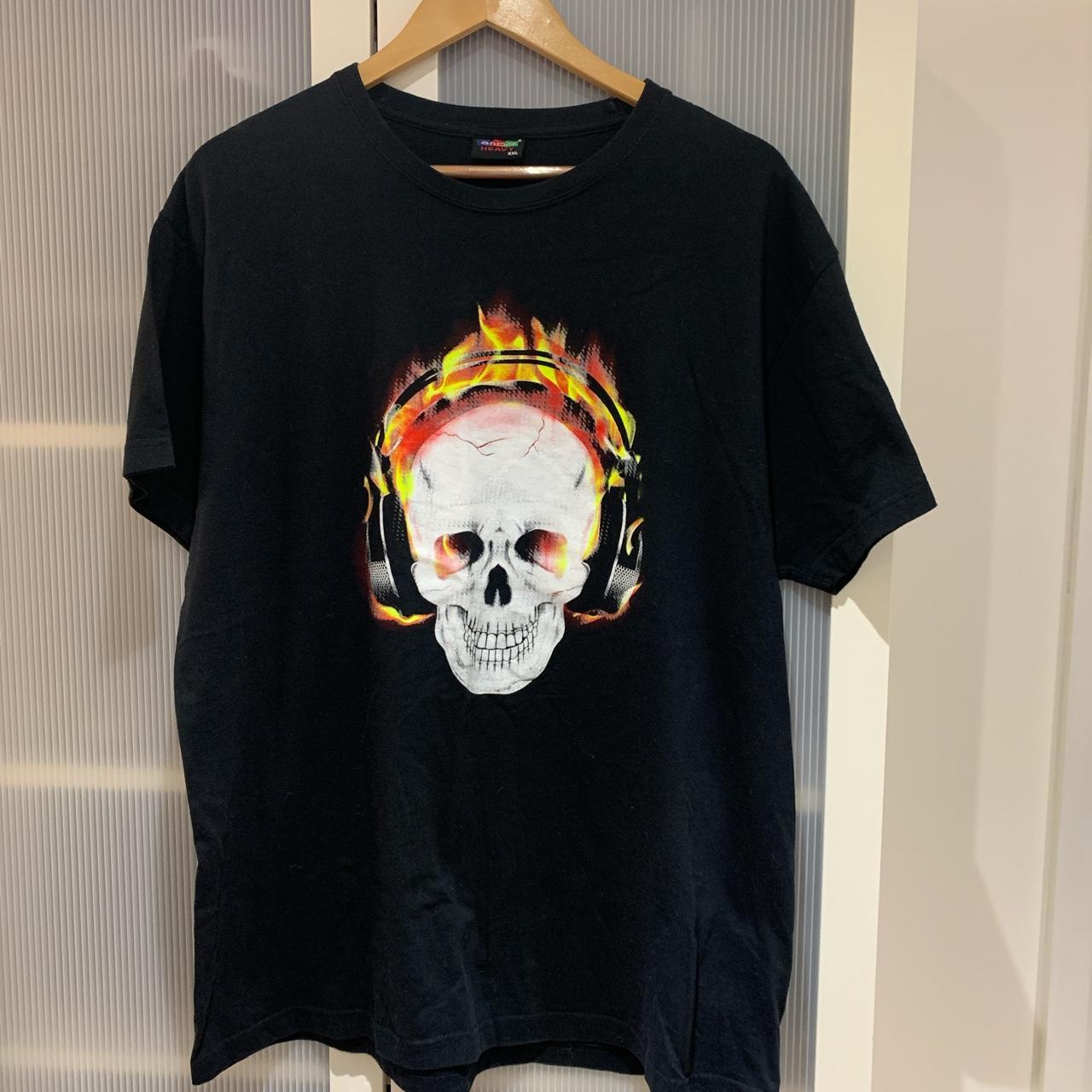 Plain Black Skull Tee Size - XXL Fits like an XL... - Depop