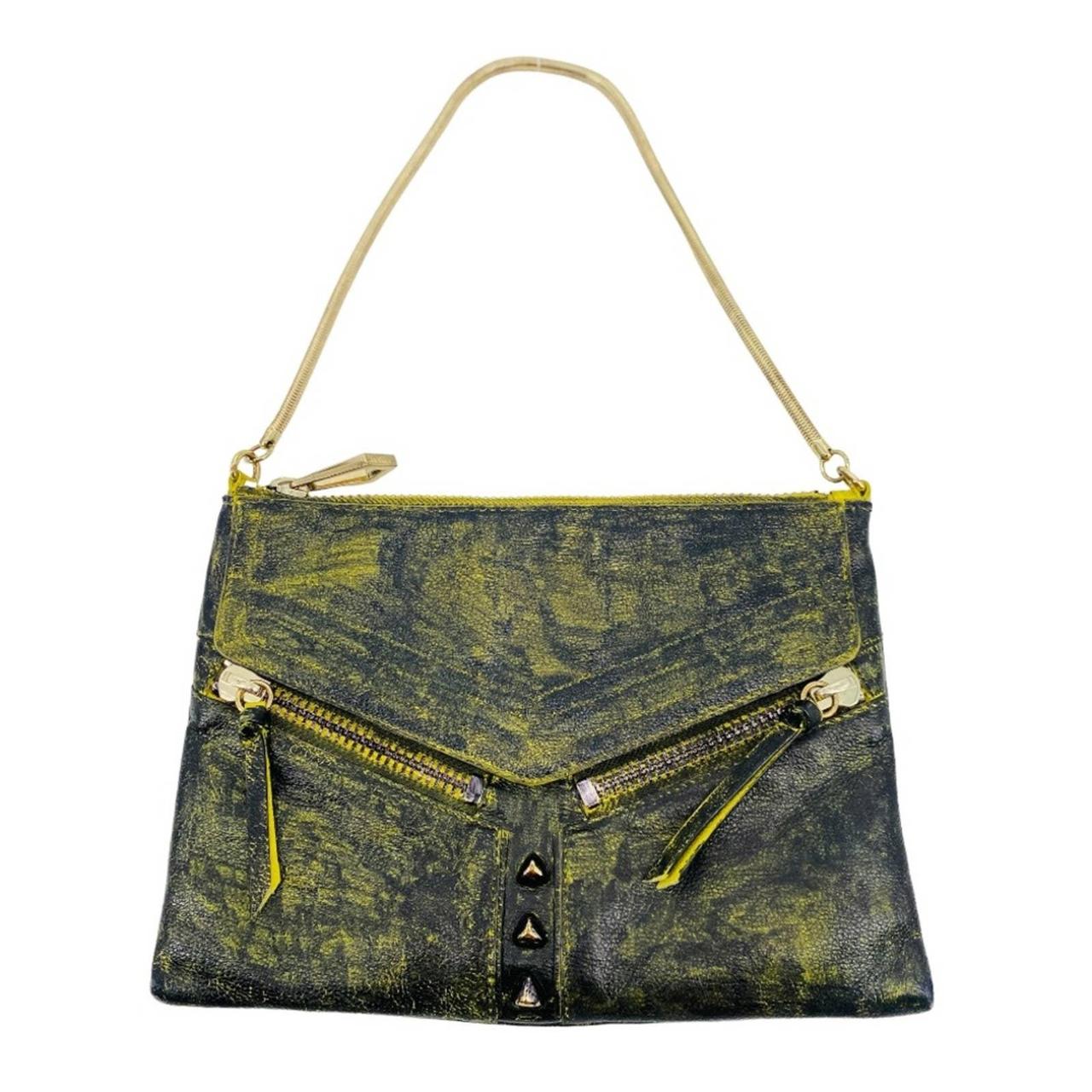 Distressed leather -gold hardware -two front... - Depop