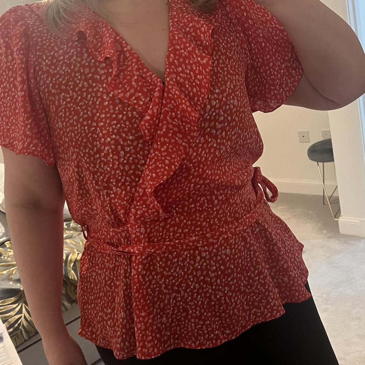 Floaty blouse - Depop