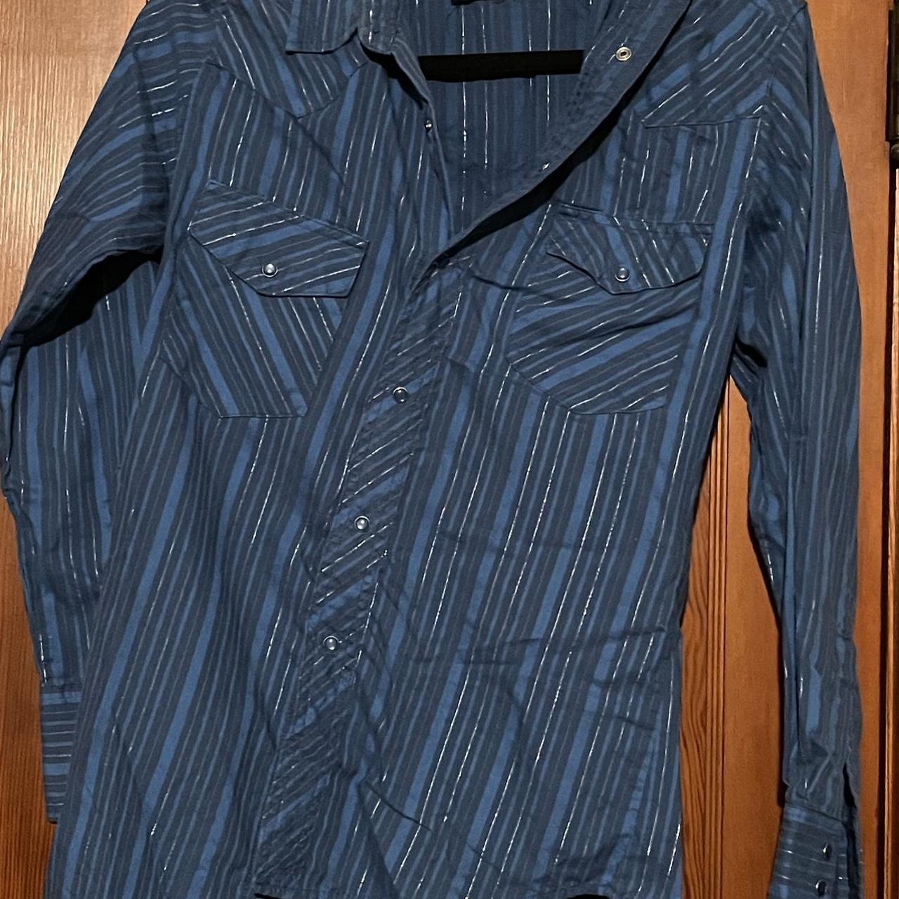 WRANGLER BUTTON UP - Vintageeeee! Really cool just... - Depop