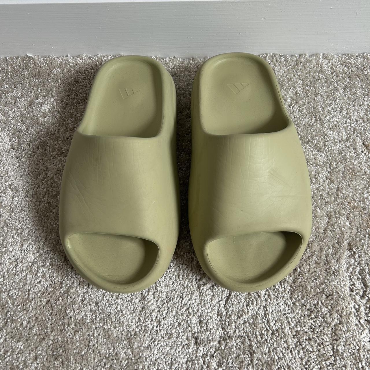 Yeezy slides Mark shown Uk1 - Depop