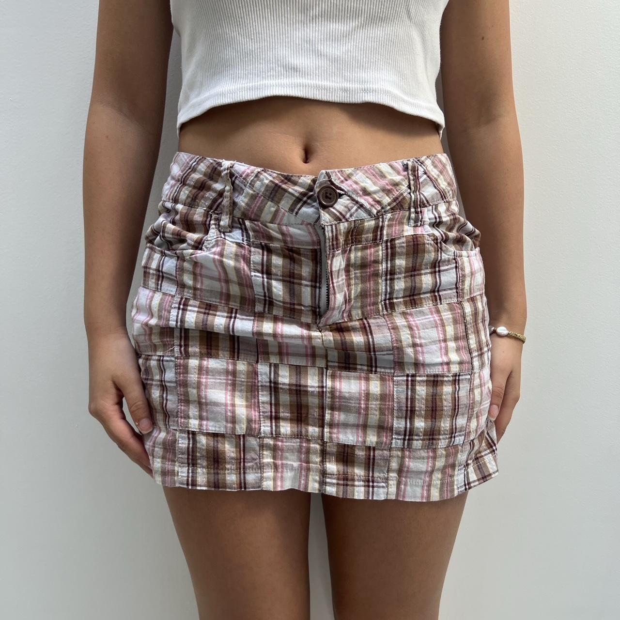 🎀🟤 plaid mini skort 🟤🎀 this y2k style mini skort is... - Depop