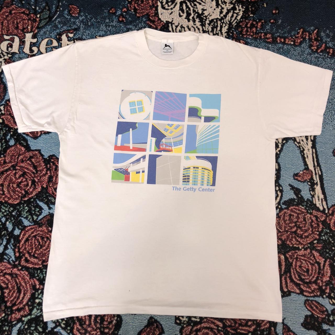 Vintage The Getty Center art museum t shirt size XL.... - Depop