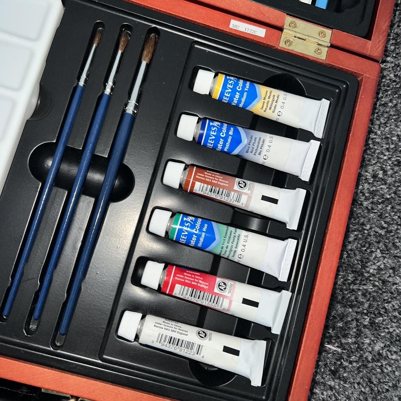Reeves wooden case art set Comes with water colour... - Depop