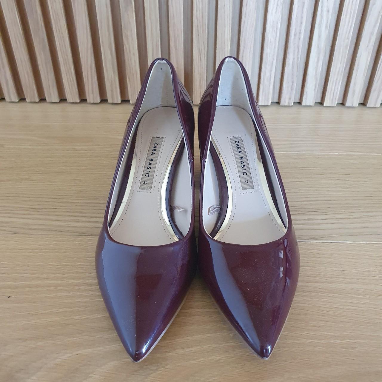 Décolleté basse Zara effetto verniciato, indossate... - Depop