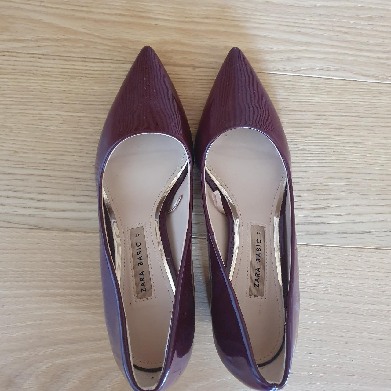 Décolleté basse Zara effetto verniciato, indossate... - Depop