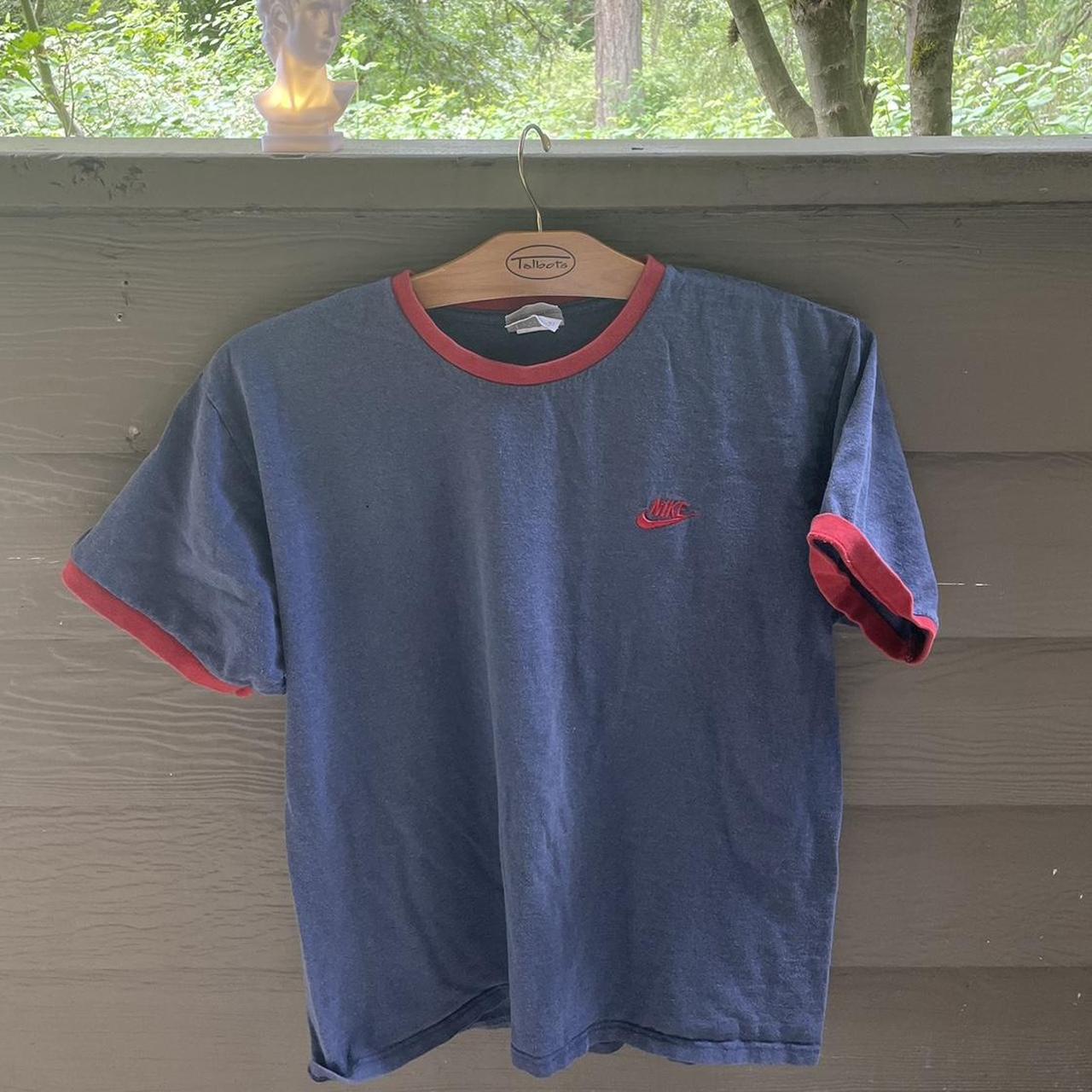 Nike Men's Navy and Red T-shirt | Depop