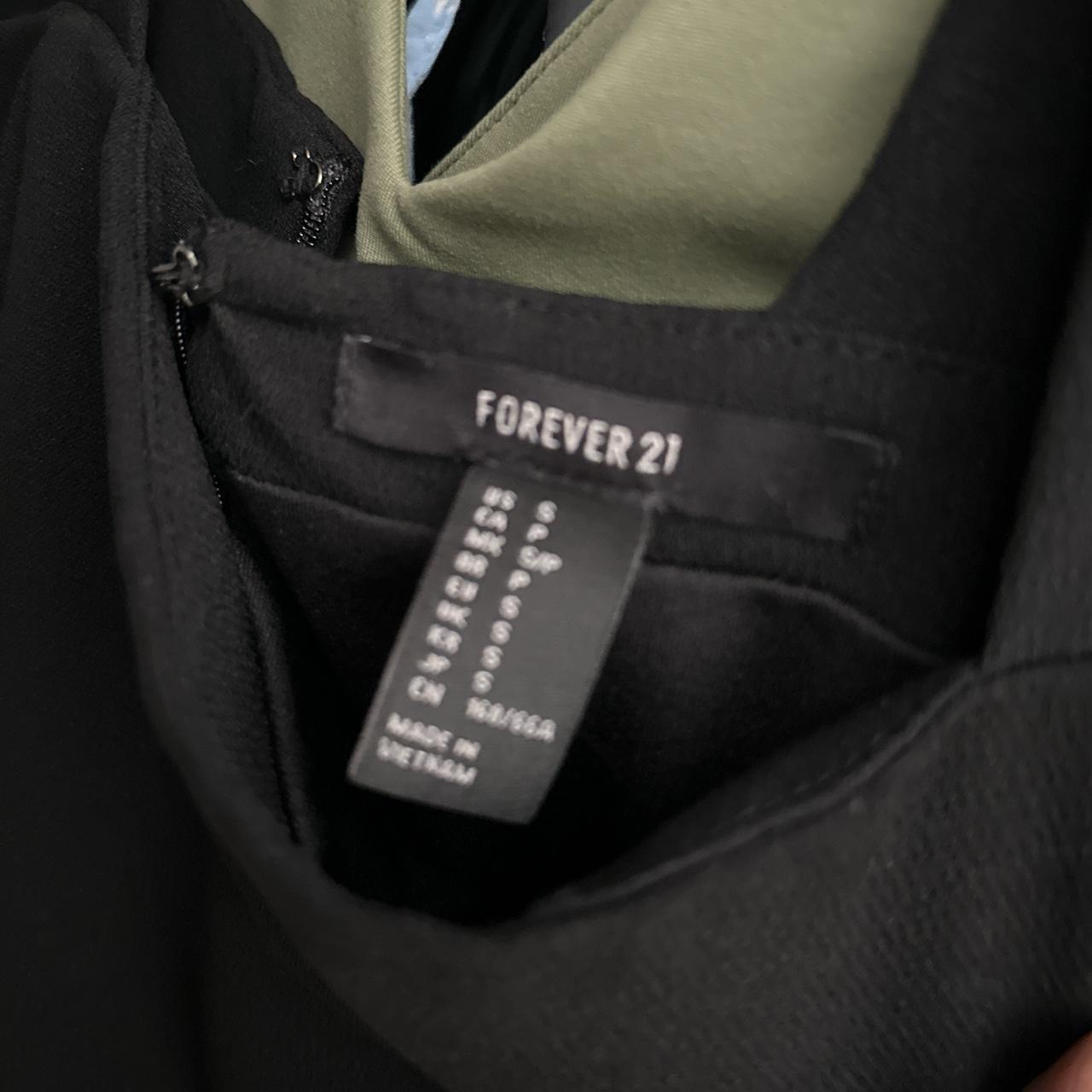 Forever 21 Romper Super cute romper that can be... - Depop