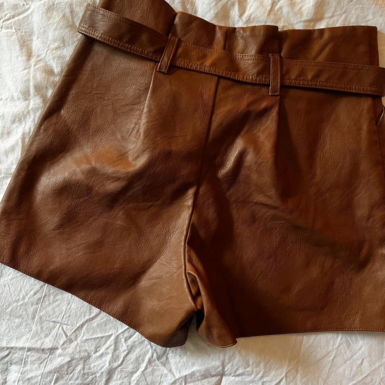 Gianni Bini (Girls) Bucket Shorts Size... - Depop