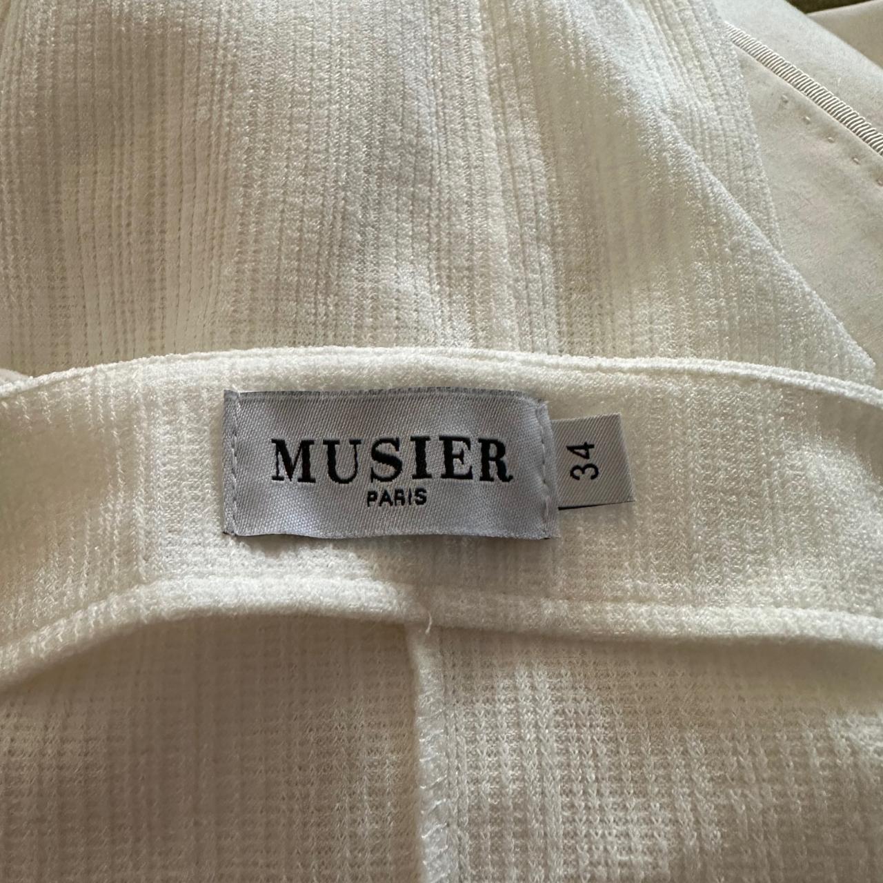 Musier White Cuore dress, size 34. Sold out in that... - Depop