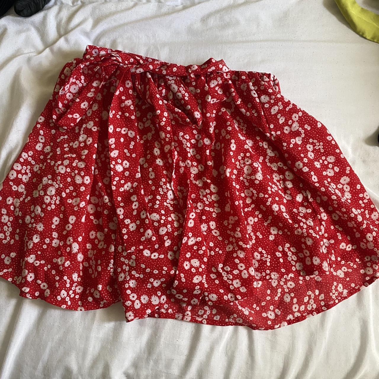 Shein Ditsy Print Red And White Paperbag Waist Depop