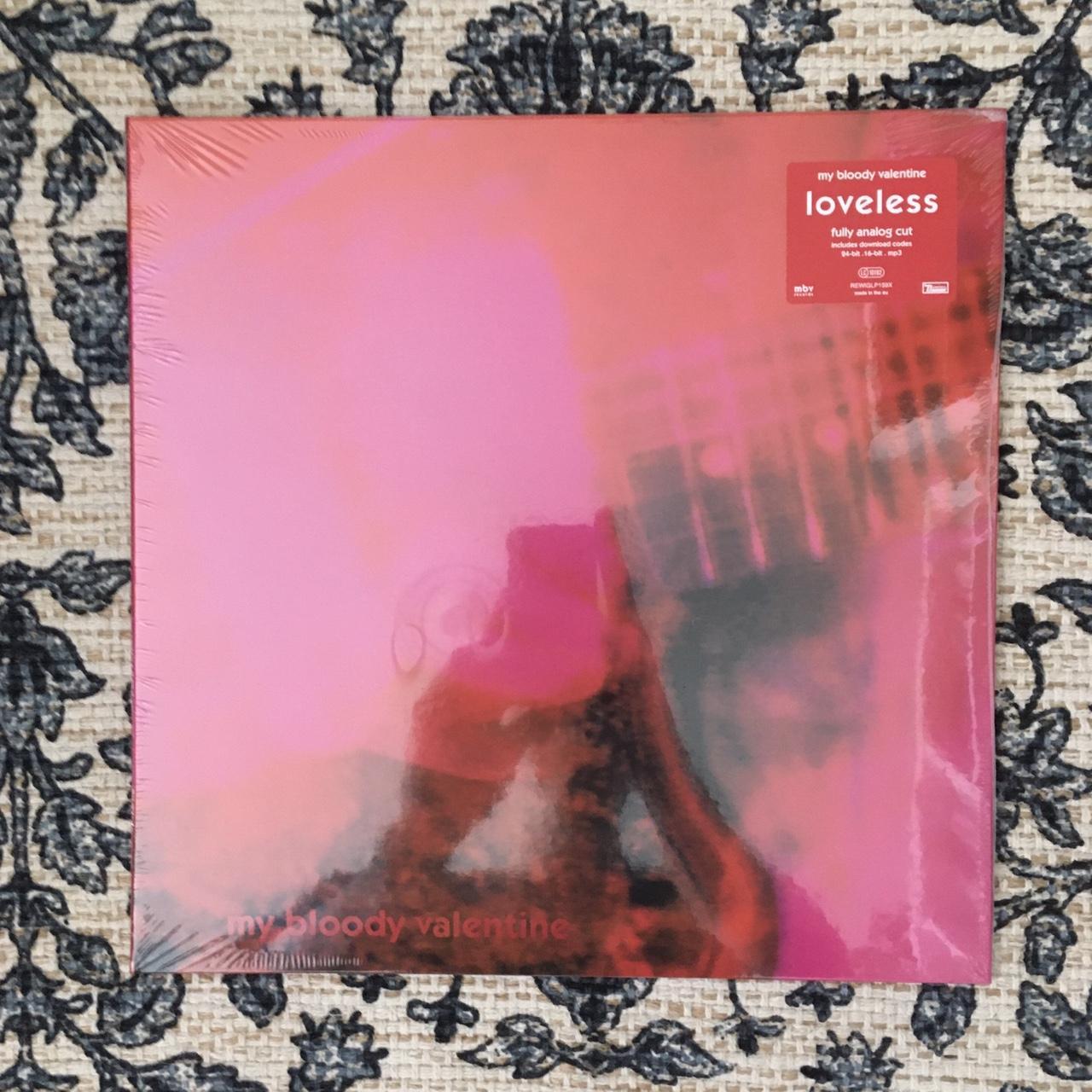 MY BLOODY VALENTINE - LOVELESS HEAVYWEIGHT DELUXE... - Depop