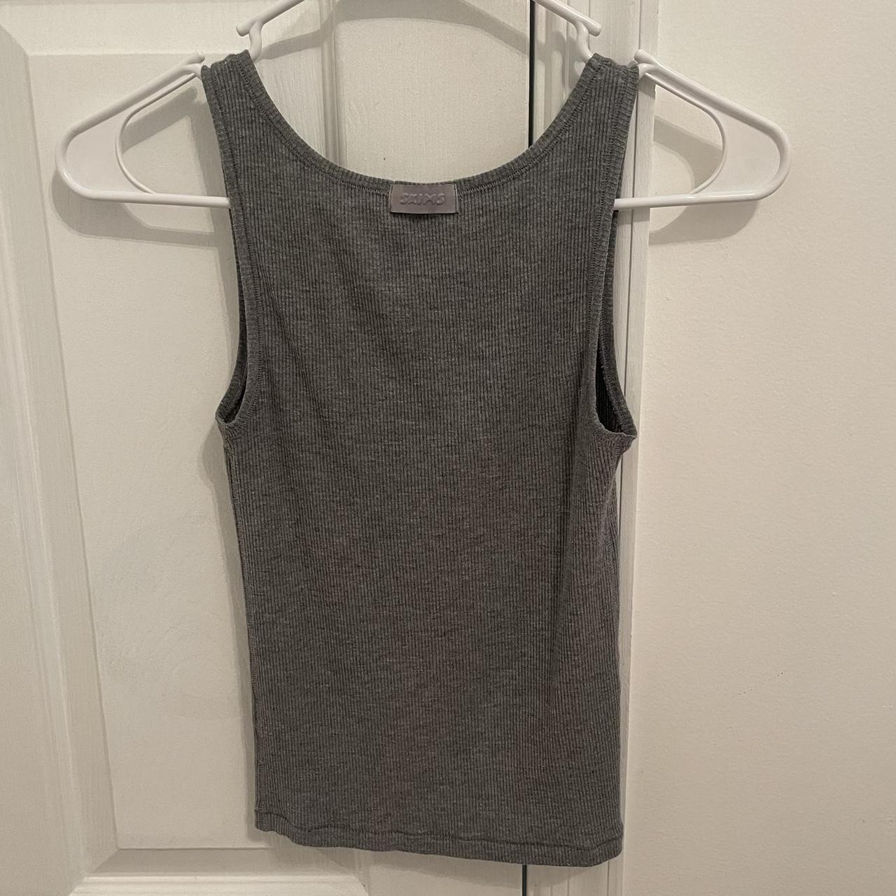 skims grey top super cute and goes with everything... - Depop