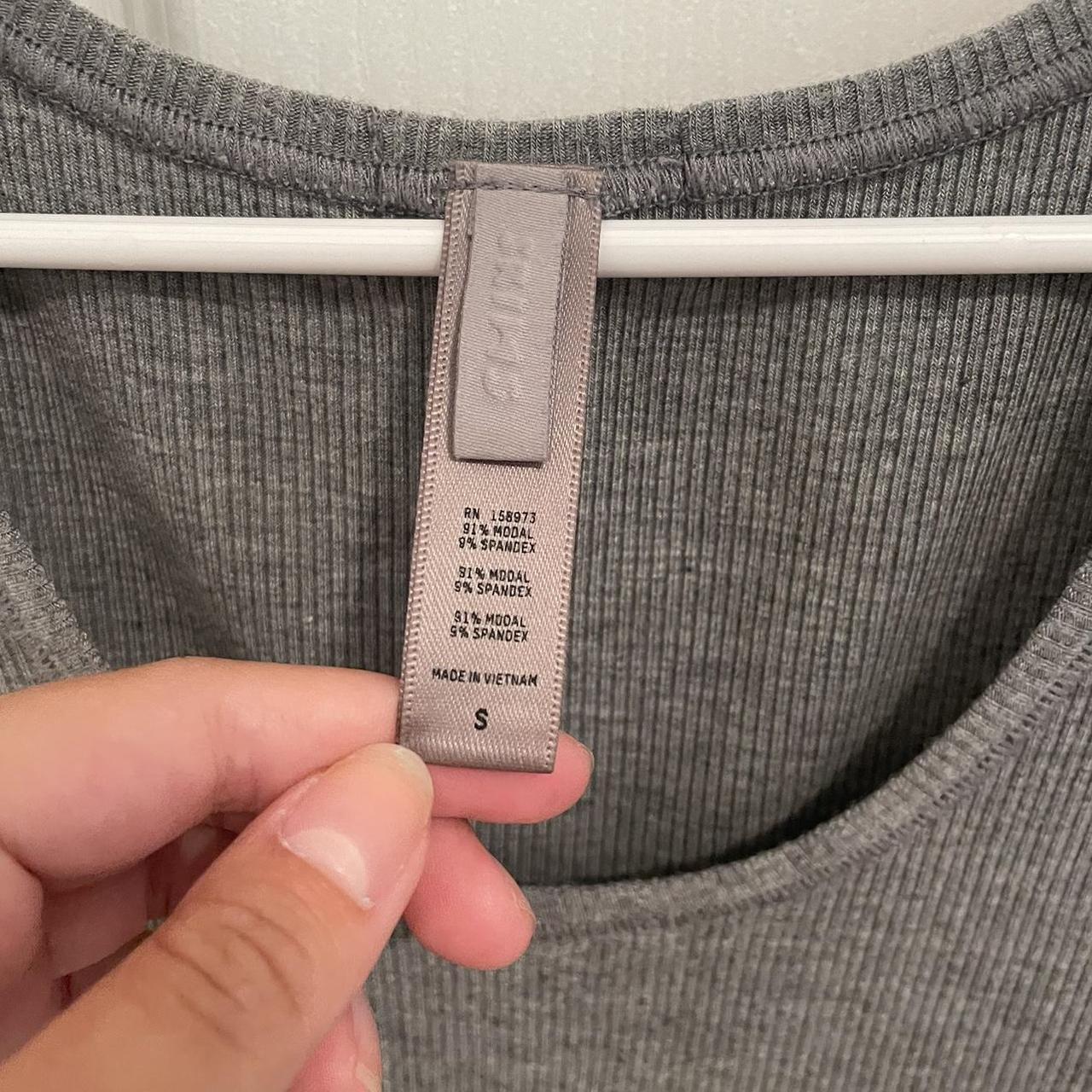 skims grey top super cute and goes with everything... - Depop