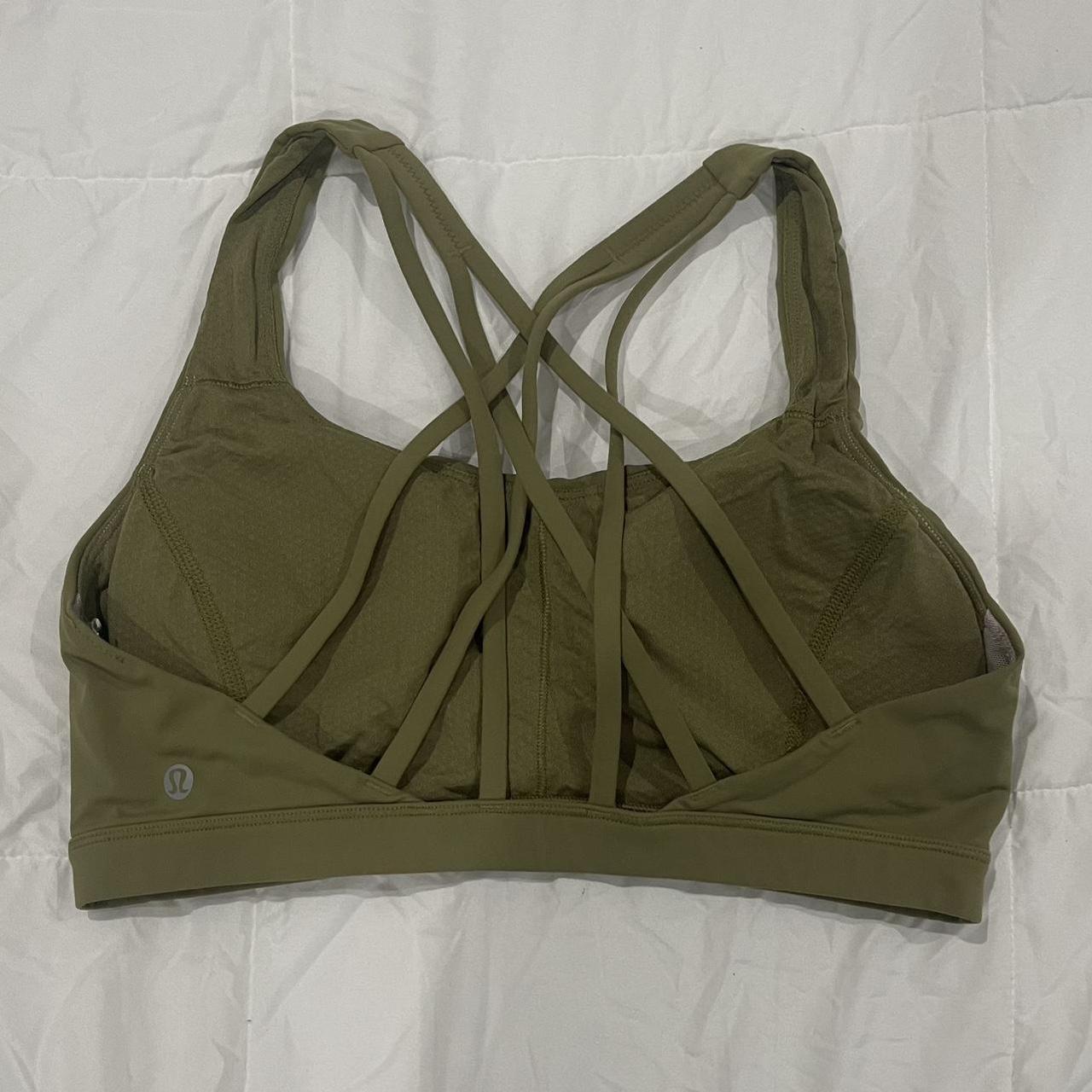 lululemon green sports bra - Depop