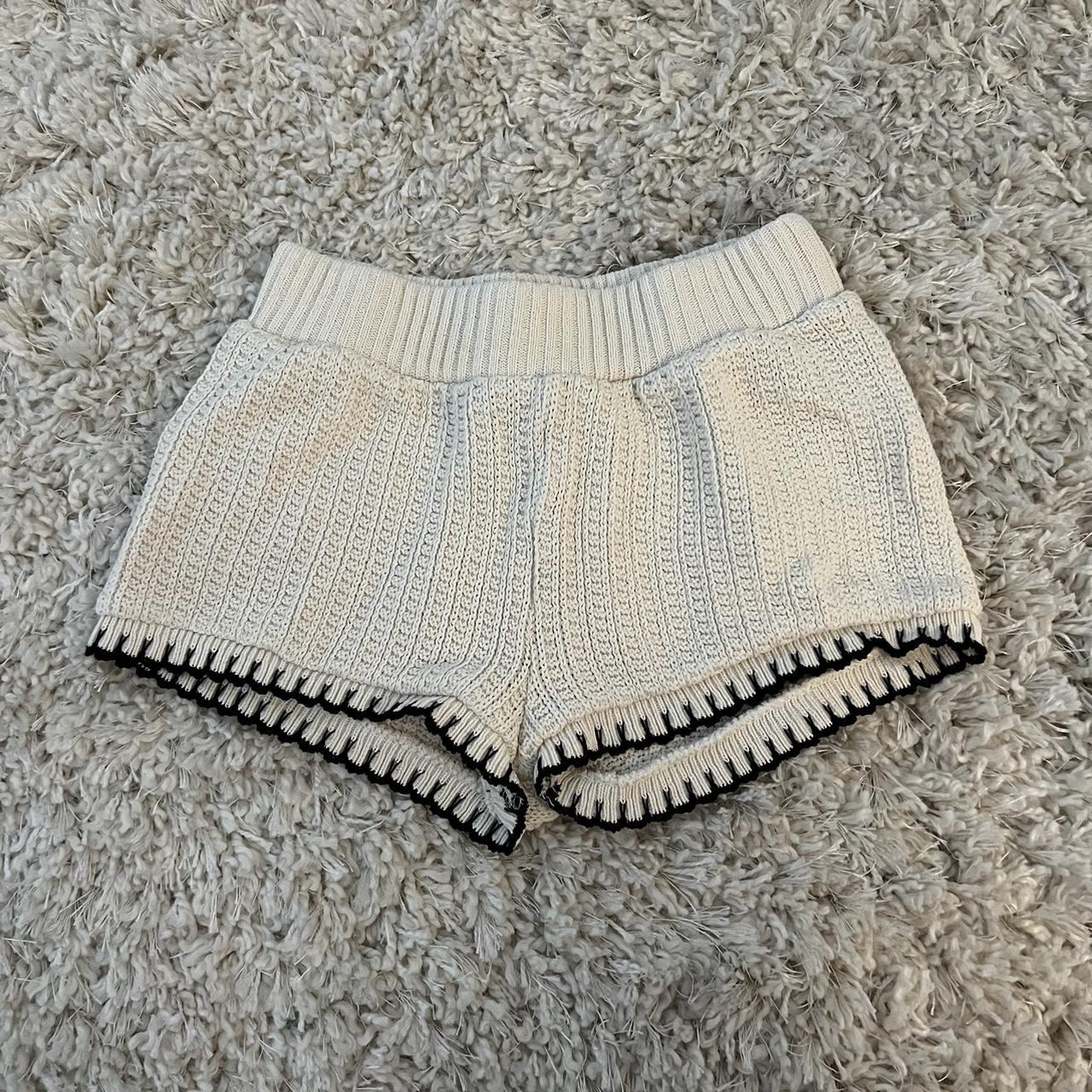 Size small white zara knit shorts with blue... - Depop