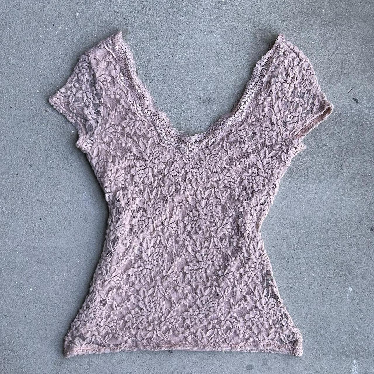 2000s lacy pink bodycon top ☆can be worn on or off... - Depop