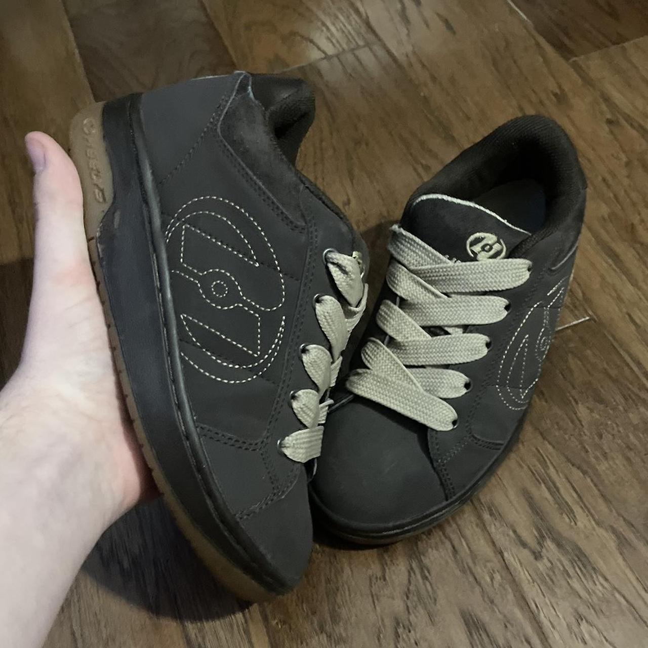 BROWN AND TAN VINTAGE HEELYS Size 4Y = 6W #vintage... - Depop