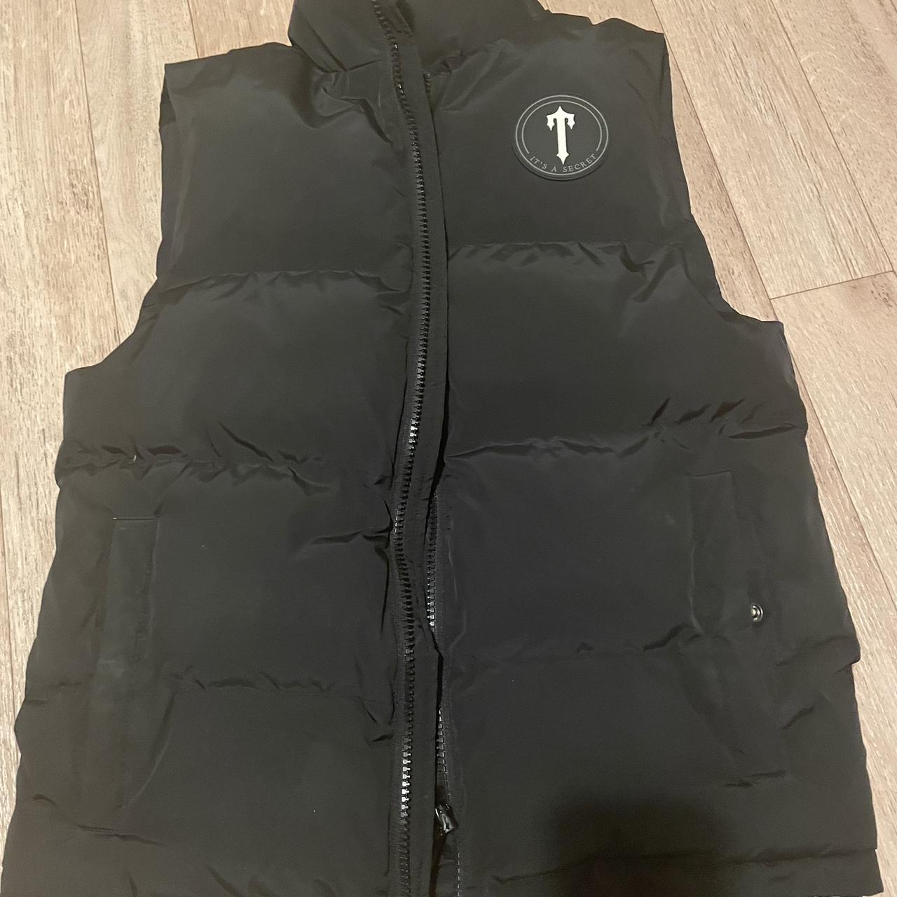 Trapstar gilet size s , 7/10 condition, slight wear... - Depop