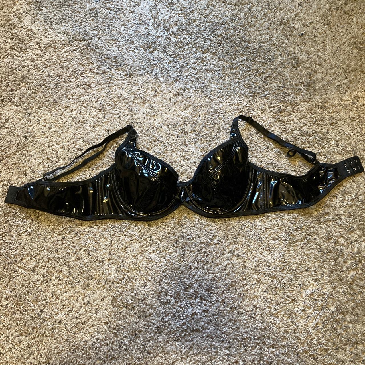 latex vinyl bra // dosent fit me, never worn but... - Depop