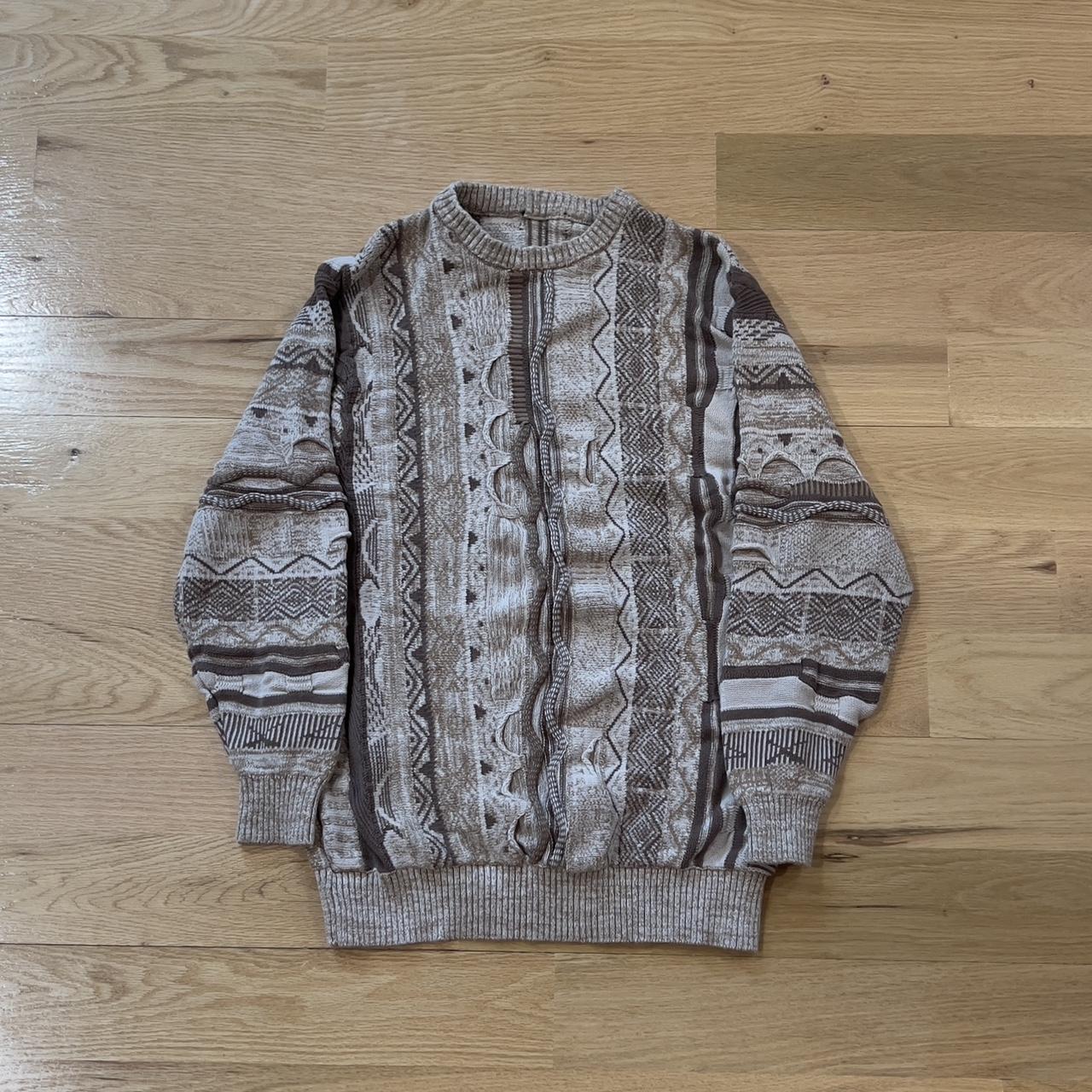 vintage brown sweater. really thick and stretchy - Depop