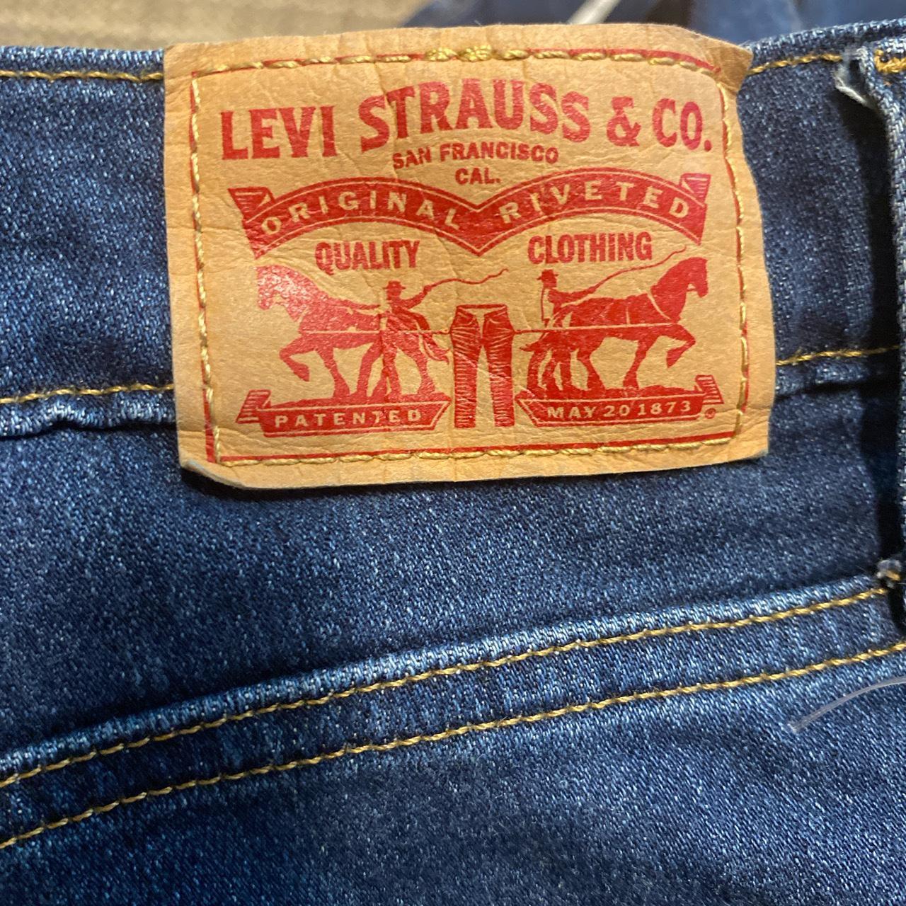 Levi’s 724’s High Rise Straight Crop, Size 29, 24... - Depop