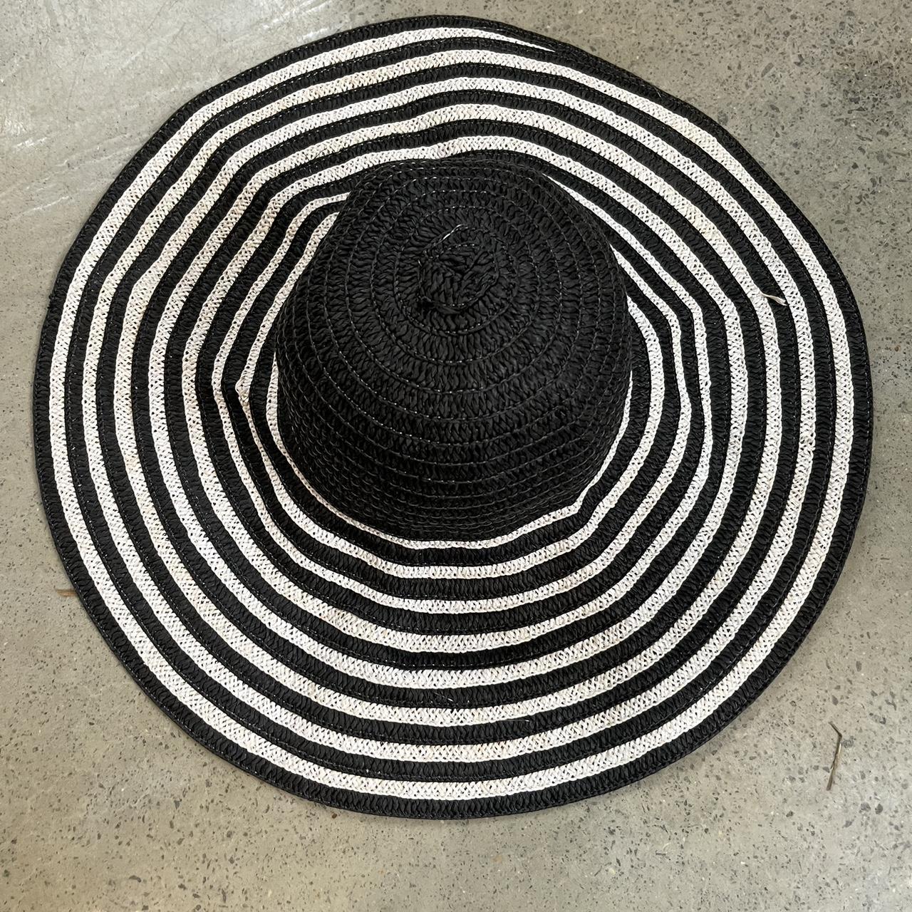 Luca and Marc big straw monochromatic hat Black and... - Depop