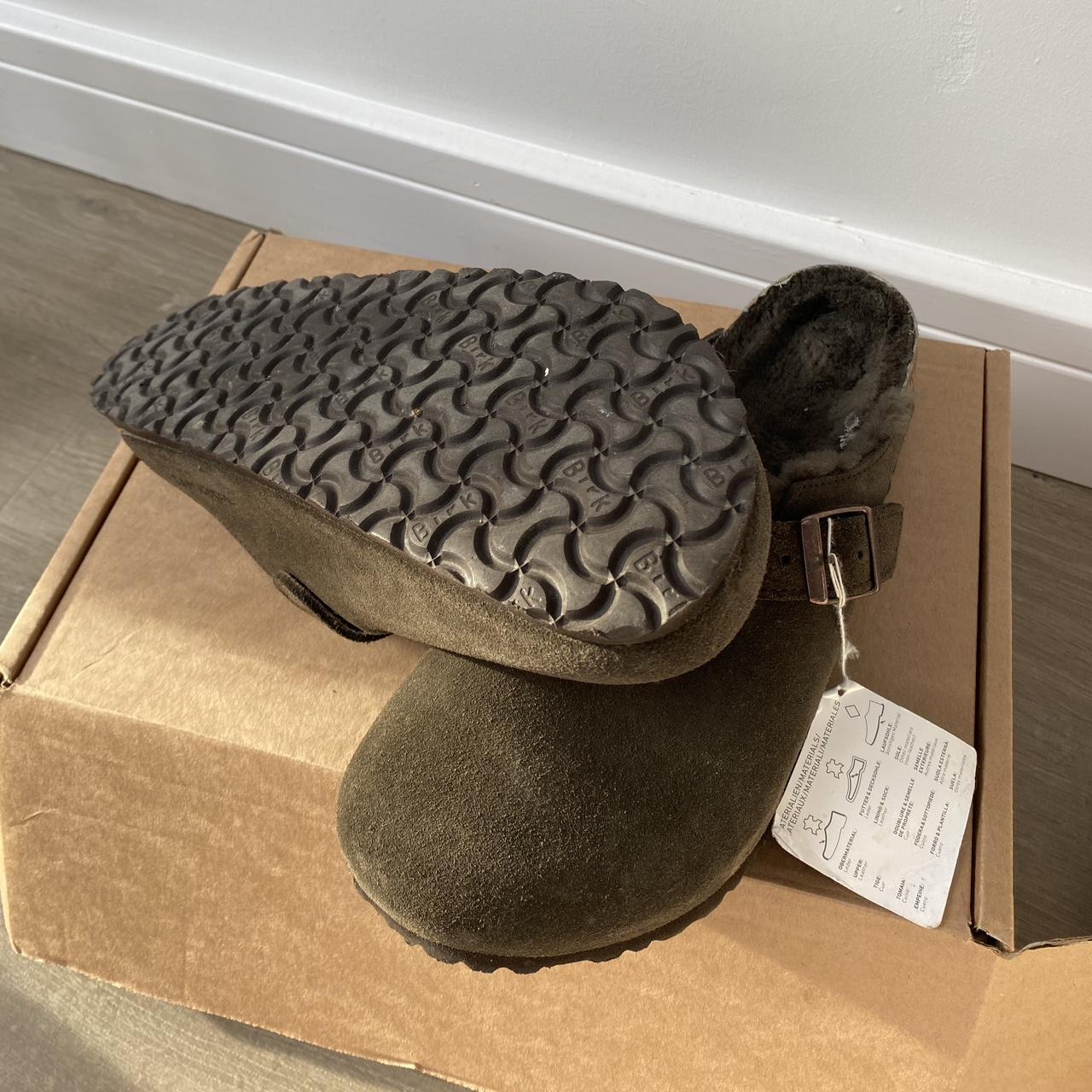 Birkenstock clogs with fur inside! Perfect condition... - Depop