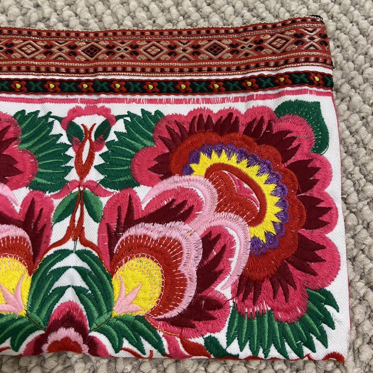 Colourful pouch - Depop