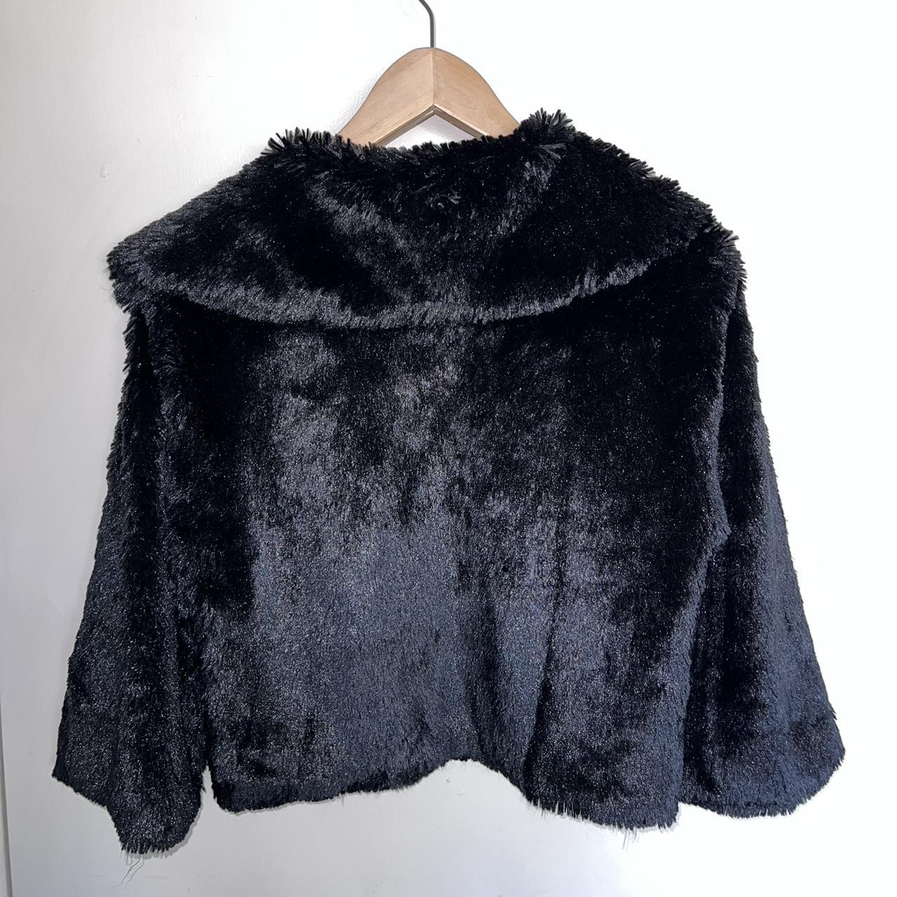 Cejon- Faux Fur Coat , S, Black —— 🛫I also do FREE... - Depop