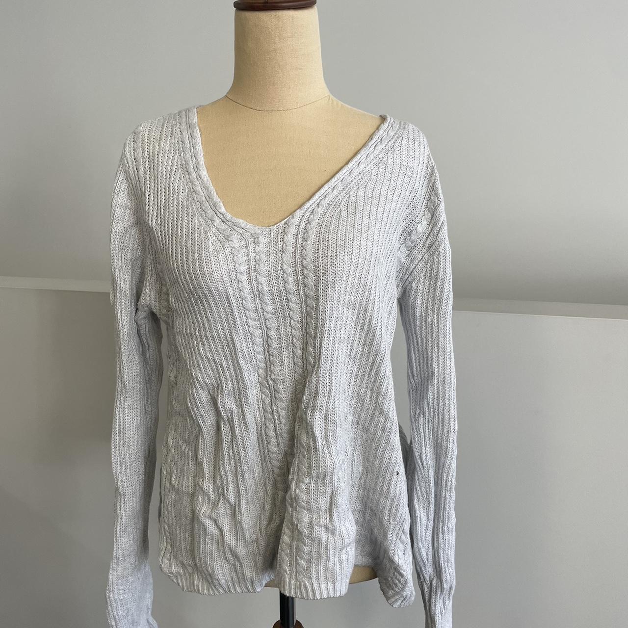 Grey slouchy long sleeve Size small Selling for $15 - Depop