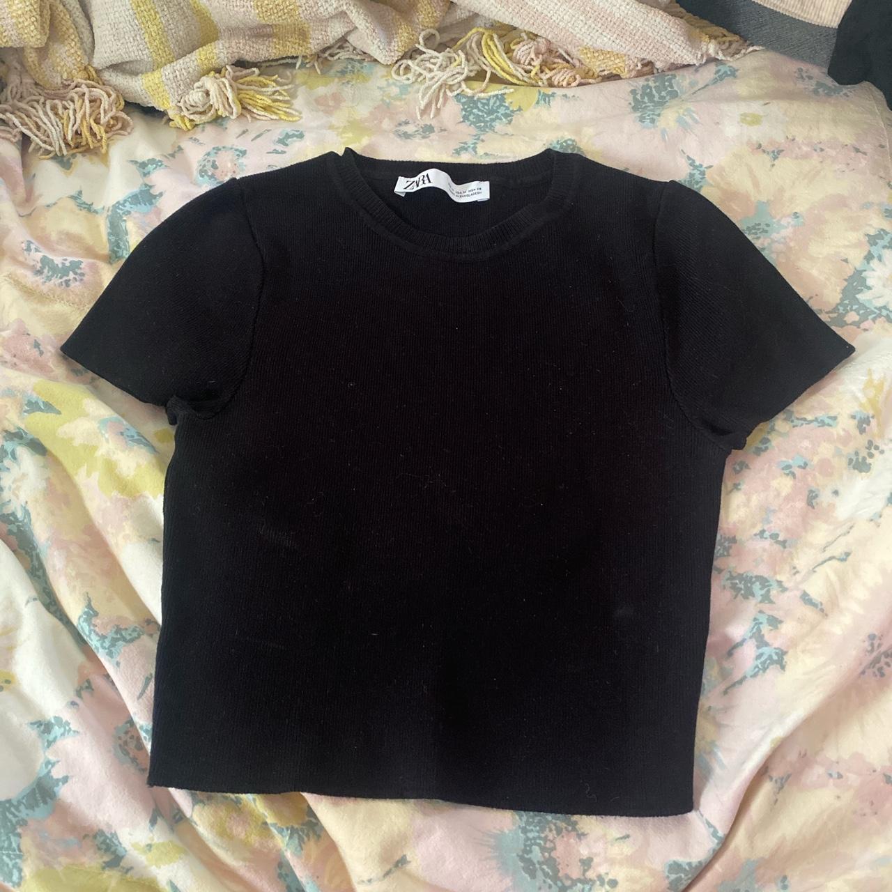 Basic ribbed Zara black baby tee 🖤 Super thick... - Depop